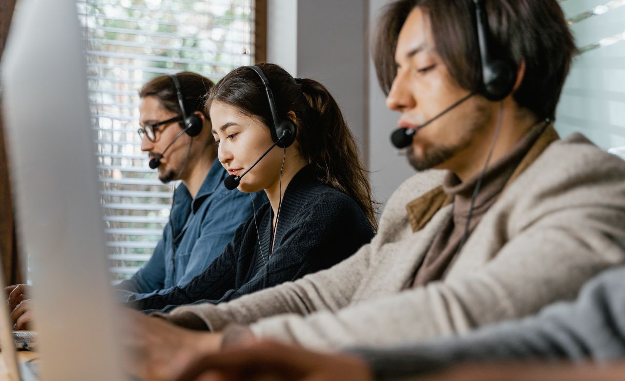 Las mejores prácticas en implementación de tecnología VoIP para pequeñas y medianas empresas ...